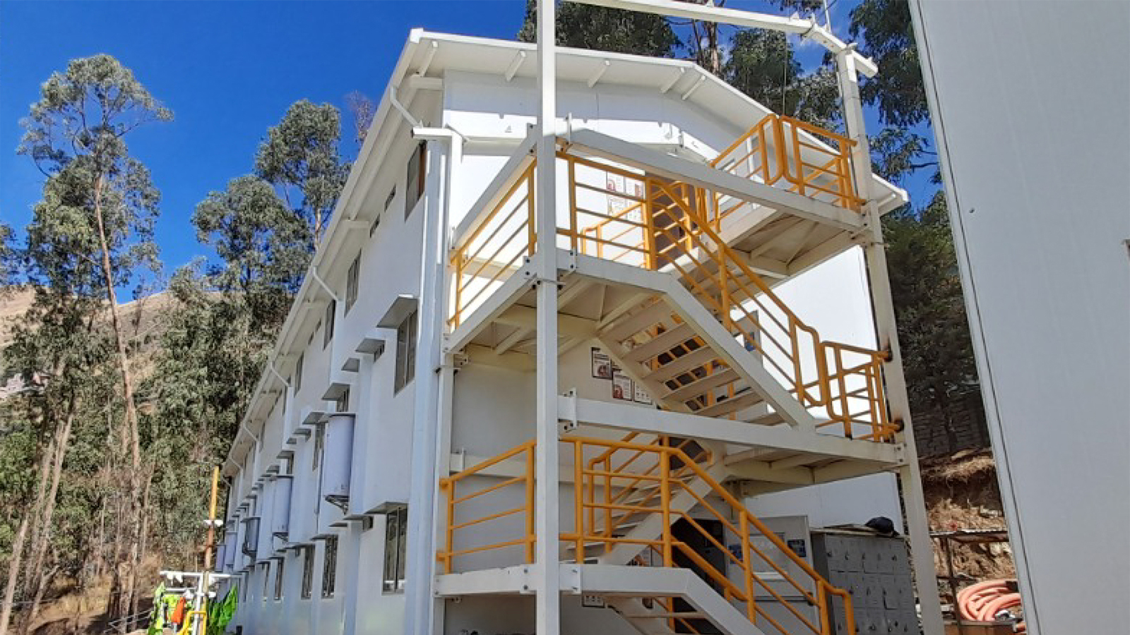 Megalodón", Hotel minero con sistema constructivo moderno | Premios ...